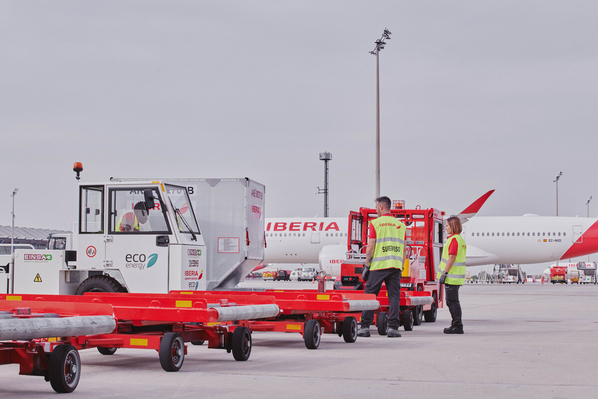 Iberia | Iberia Airport Services recibe 14,2 millones de euros para la renovación de sus equipos ...